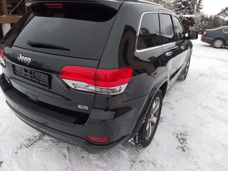 Melns Jeep Grand Cherokee 2016 Panevēža, ar dzinēja tilpumu 3.00 L un nobraukumu 151 tūkst. km par 13800 €, foto 3 vietnē AUTOMOTO.COM.LV