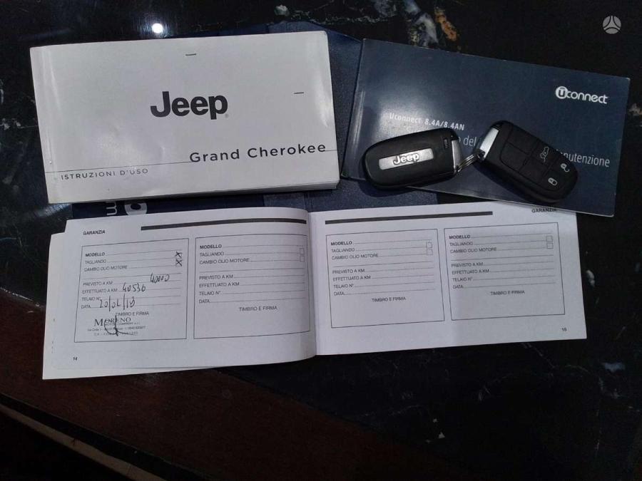 Melns Jeep Grand Cherokee 2016 Panevēža, ar dzinēja tilpumu 3.00 L un nobraukumu 151 tūkst. km par 13800 €, foto 30 vietnē AUTOMOTO.COM.LV