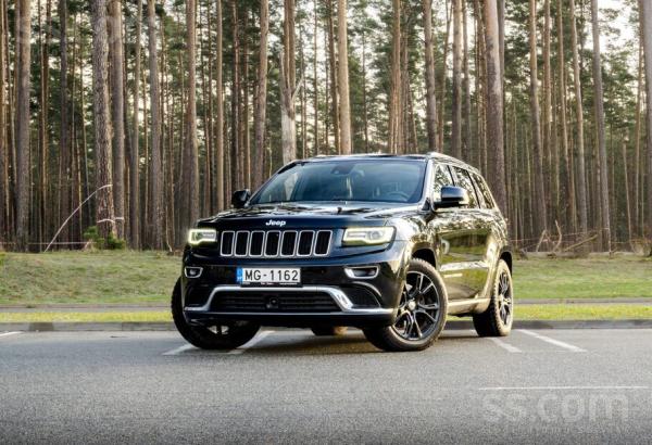 Melns Jeep Grand Cherokee 2016 Rīga, ar dzinēja tilpumu 3.00 L un nobraukumu 121 tūkst. km par 18190 €, foto 1 vietnē AUTOMOTO.COM.LV