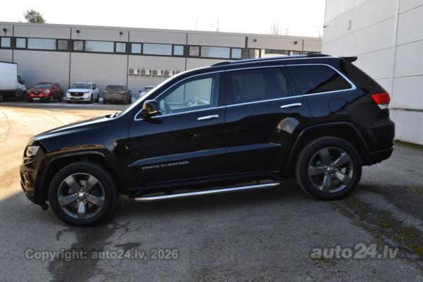 Melns Jeep Grand Cherokee 2016 Pērnava, ar dzinēja tilpumu 3.00 L un nobraukumu 234 tūkst. km par 18900 €, foto 3 vietnē AUTOMOTO.COM.LV