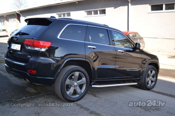Melns Jeep Grand Cherokee 2016 Pērnava, ar dzinēja tilpumu 3.00 L un nobraukumu 234 tūkst. km par 18900 €, foto 5 vietnē AUTOMOTO.COM.LV