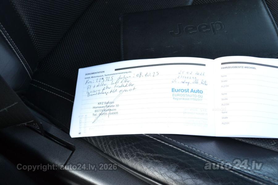 Черный Джип Гранд Чероки 2016 в Пярну, объемом двигателя 3.00 л и пробегом 234 тыс. км за 18900 €, фото 20 на AUTOMOTO.COM.LV