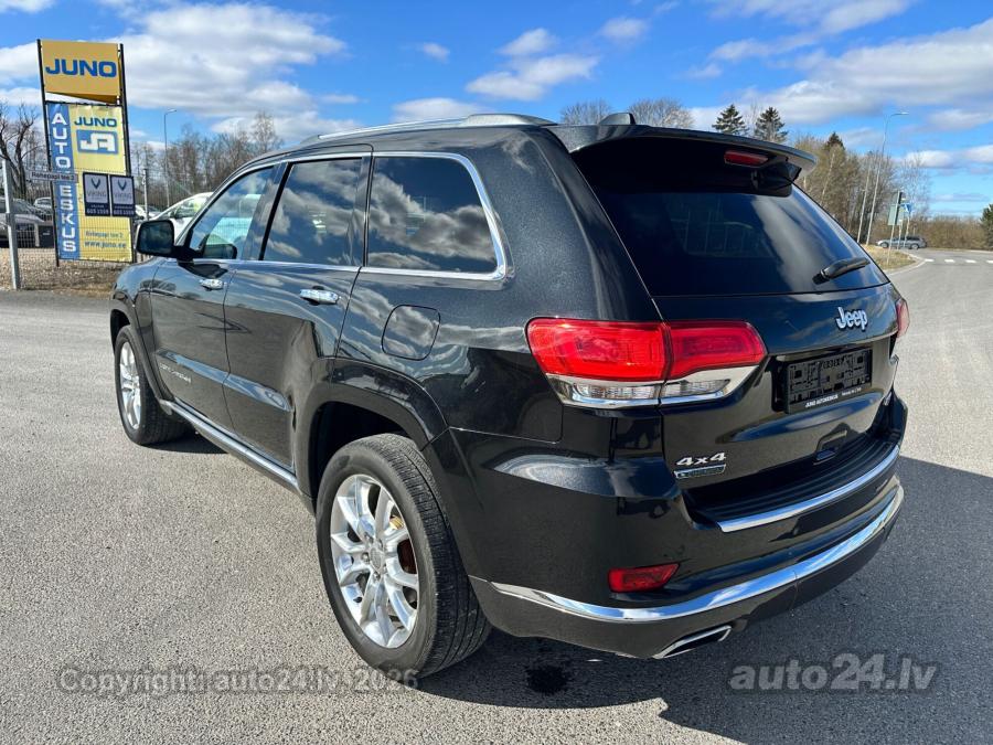 Melns Jeep Grand Cherokee 2016 Tartu, ar dzinēja tilpumu 3.00 L un nobraukumu 229 tūkst. km par 14990 €, foto 5 vietnē AUTOMOTO.COM.LV