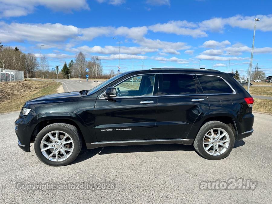 Melns Jeep Grand Cherokee 2016 Tartu, ar dzinēja tilpumu 3.00 L un nobraukumu 229 tūkst. km par 14990 €, foto 6 vietnē AUTOMOTO.COM.LV