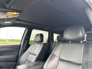 Melns Jeep Grand Cherokee 2016 Tartu, ar dzinēja tilpumu 3.00 L un nobraukumu 229 tūkst. km par 14990 €, foto 11 vietnē AUTOMOTO.COM.LV