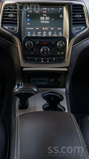 Melns Jeep Grand Cherokee 2016 Rīga, ar dzinēja tilpumu 3.00 L un nobraukumu 121 tūkst. km par 17590 €, foto 13 vietnē AUTOMOTO.COM.LV