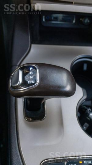 Melns Jeep Grand Cherokee 2016 Rīga, ar dzinēja tilpumu 3.00 L un nobraukumu 121 tūkst. km par 17590 €, foto 16 vietnē AUTOMOTO.COM.LV