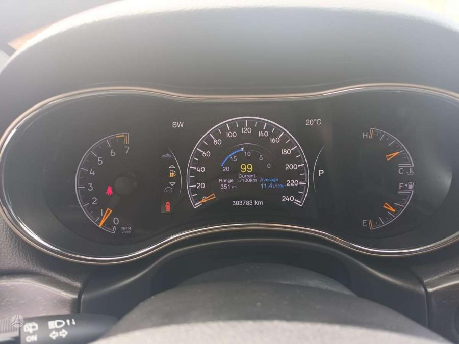 Melns Jeep Grand Cherokee 2016 Tauragė, ar dzinēja tilpumu 3.60 L un nobraukumu 300 tūkst. km par 12500 €, foto 12 vietnē AUTOMOTO.COM.LV