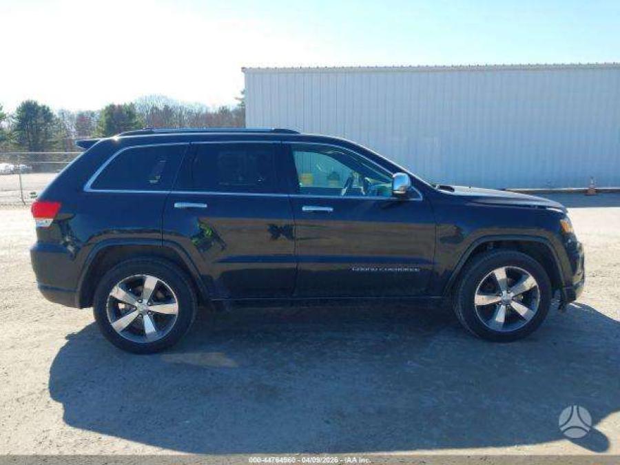 Melns Jeep Grand Cherokee 2016 Šauļi, ar dzinēja tilpumu 3.60 L un nobraukumu 231 tūkst. km par 10900 €, foto 8 vietnē AUTOMOTO.COM.LV