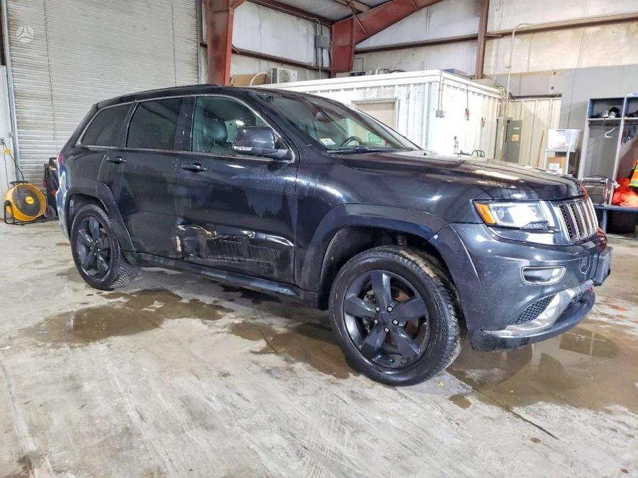 Black Jeep Grand Cherokee 2016 in Ukmerge, with an engine capacity of 3.60 L and mileage of 180 thousand km for 8600 €, photo 6 on AUTOMOTO.COM.LV