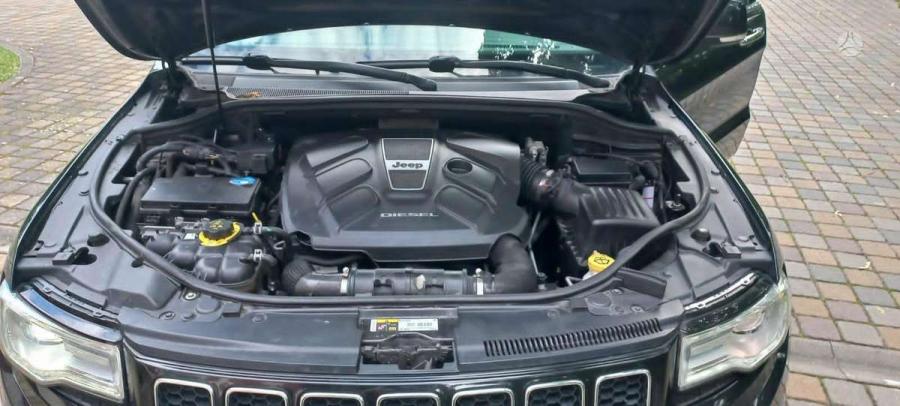 Черный Джип Гранд Чероки 2016 в Молетай, объемом двигателя 2.99 л и пробегом 174 тыс. км за 11700 €, фото 13 на AUTOMOTO.COM.LV