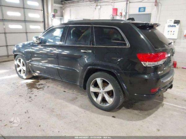 Melns Jeep Grand Cherokee 2016 Šauļi, ar dzinēja tilpumu 5.65 L un nobraukumu 208 tūkst. km par 11400 €, foto 5 vietnē AUTOMOTO.COM.LV