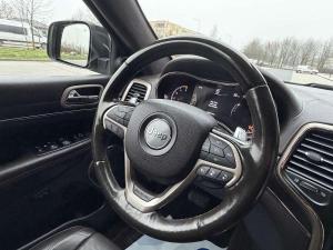 Melns Jeep Grand Cherokee 2017 Šauļi, ar dzinēja tilpumu 2.99 L un nobraukumu 116 tūkst. km par 17690 €, foto 30 vietnē AUTOMOTO.COM.LV