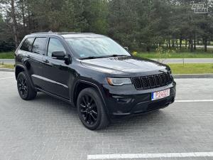 Черный Джип Гранд Чероки 2017 в Вильнюс, объемом двигателя 3.60 л и пробегом 210 тыс. км за 16500 €, фото  на AUTOMOTO.COM.LV