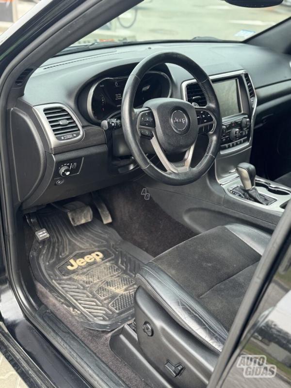 Melns Jeep Grand Cherokee 2017 Viļņa, ar dzinēja tilpumu 3.60 L un nobraukumu 210 tūkst. km par 16500 €, foto 8 vietnē AUTOMOTO.COM.LV