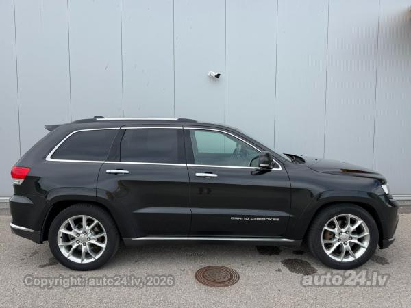 Melns Jeep Grand Cherokee 2017 Elva, ar dzinēja tilpumu 3.00 L un nobraukumu 138 tūkst. km par 23900 €, foto 3 vietnē AUTOMOTO.COM.LV