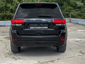 Black Jeep Grand Cherokee 2017 in Vilnius, with an engine capacity of 3.60 L and mileage of 210 thousand km for 17000 €, photo 16 on AUTOMOTO.COM.LV