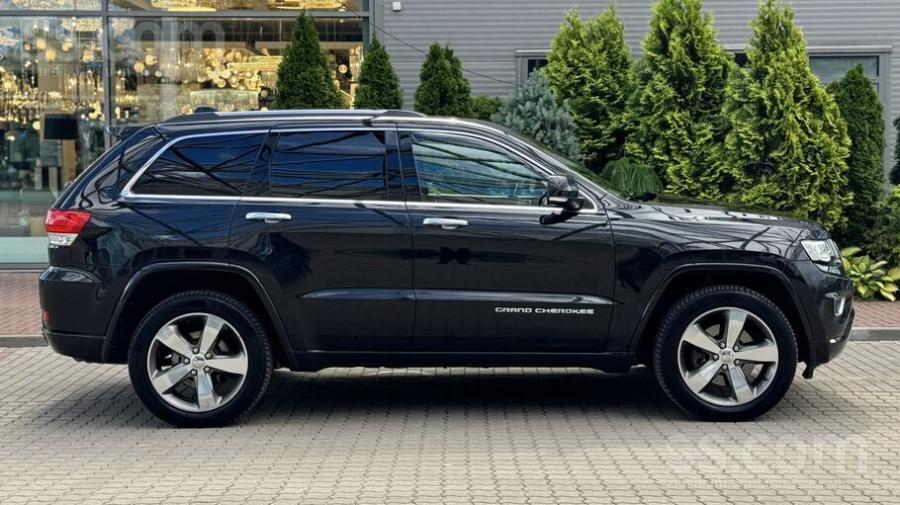 Melns Jeep Grand Cherokee 2017 Rīga, ar dzinēja tilpumu 3.00 L un nobraukumu 191 tūkst. km par 19500 €, foto 6 vietnē AUTOMOTO.COM.LV