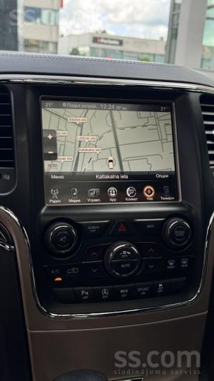 Melns Jeep Grand Cherokee 2017 Rīga, ar dzinēja tilpumu 3.00 L un nobraukumu 191 tūkst. km par 19500 €, foto 23 vietnē AUTOMOTO.COM.LV