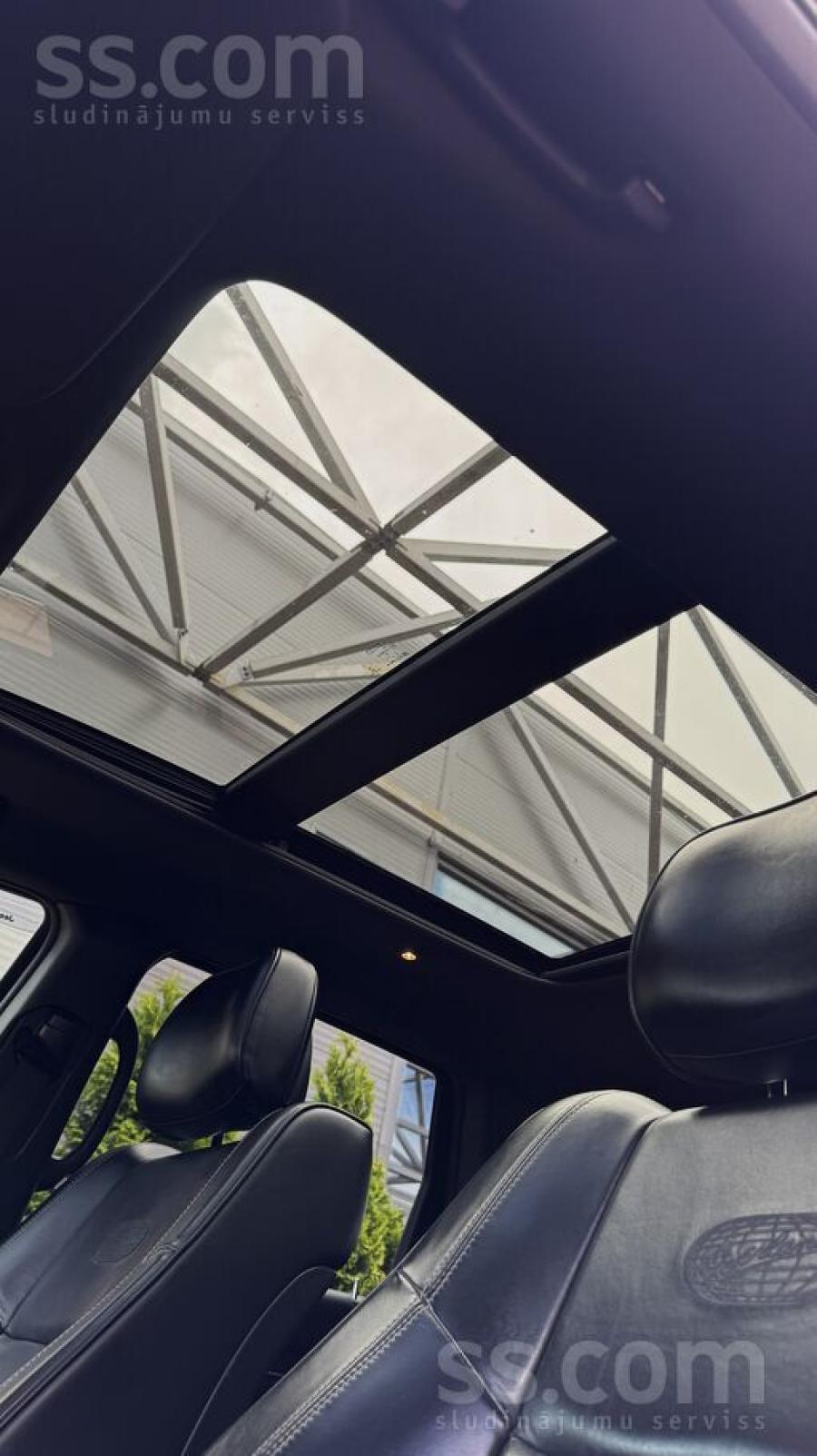 Melns Jeep Grand Cherokee 2017 Rīga, ar dzinēja tilpumu 3.00 L un nobraukumu 191 tūkst. km par 19500 €, foto 28 vietnē AUTOMOTO.COM.LV