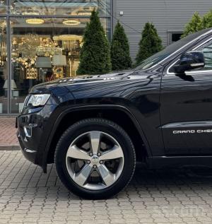 Melns Jeep Grand Cherokee 2017 Rīga, ar dzinēja tilpumu 3.00 L un nobraukumu 191 tūkst. km par 19500 €, foto 33 vietnē AUTOMOTO.COM.LV