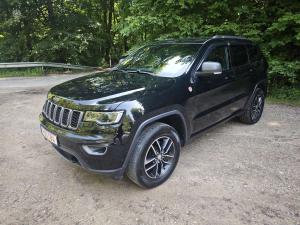 Black Jeep Grand Cherokee 2017 in Kaunas, with an engine capacity of 3.60 L and mileage of 225 thousand km for 17700 €, photo  on AUTOMOTO.COM.LV