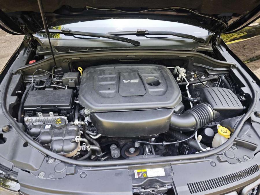 Black Jeep Grand Cherokee 2017 in Kaunas, with an engine capacity of 3.60 L and mileage of 225 thousand km for 17700 €, photo 25 on AUTOMOTO.COM.LV