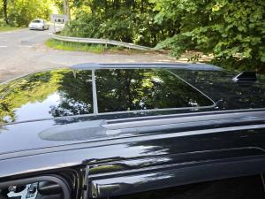 Black Jeep Grand Cherokee 2017 in Kaunas, with an engine capacity of 3.60 L and mileage of 225 thousand km for 17700 €, photo 28 on AUTOMOTO.COM.LV