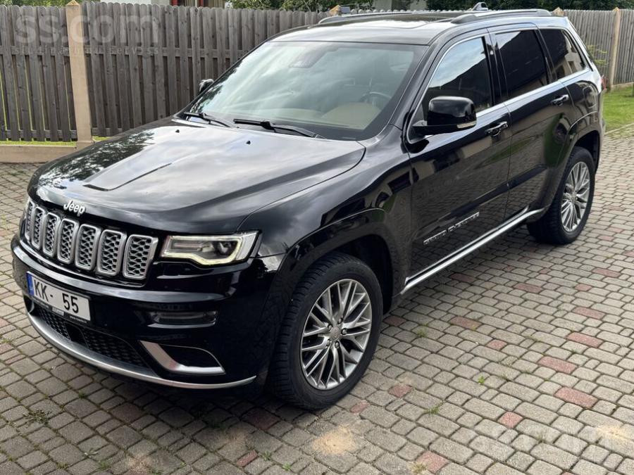 Melns Jeep Grand Cherokee 2017 Rīga, ar dzinēja tilpumu 3.00 L un nobraukumu 210 tūkst. km par 18450 €, foto 3 vietnē AUTOMOTO.COM.LV
