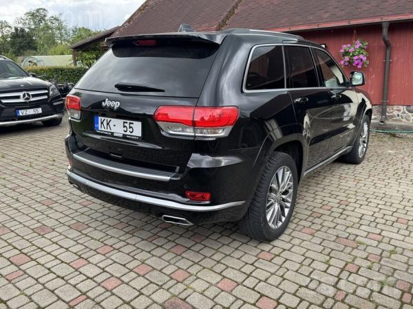 Melns Jeep Grand Cherokee 2017 Rīga, ar dzinēja tilpumu 3.00 L un nobraukumu 210 tūkst. km par 18450 €, foto 4 vietnē AUTOMOTO.COM.LV