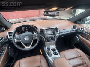 Melns Jeep Grand Cherokee 2017 Rīga, ar dzinēja tilpumu 3.00 L un nobraukumu 210 tūkst. km par 18450 €, foto 7 vietnē AUTOMOTO.COM.LV