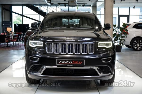 Black Jeep Grand Cherokee 2017 in Tallinn, with an engine capacity of 3.00 L and mileage of 232 thousand km for 20900 €, photo 5 on AUTOMOTO.COM.LV