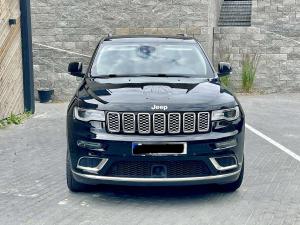 Melns Jeep Grand Cherokee 2017 Viļņa, ar dzinēja tilpumu 2.99 L un nobraukumu 209 tūkst. km par 14900 €, foto 3 vietnē AUTOMOTO.COM.LV