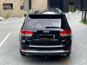 Melns Jeep Grand Cherokee 2017 Viļņa, ar dzinēja tilpumu 2.99 L un nobraukumu 209 tūkst. km par 14900 €, foto 7 vietnē AUTOMOTO.COM.LV