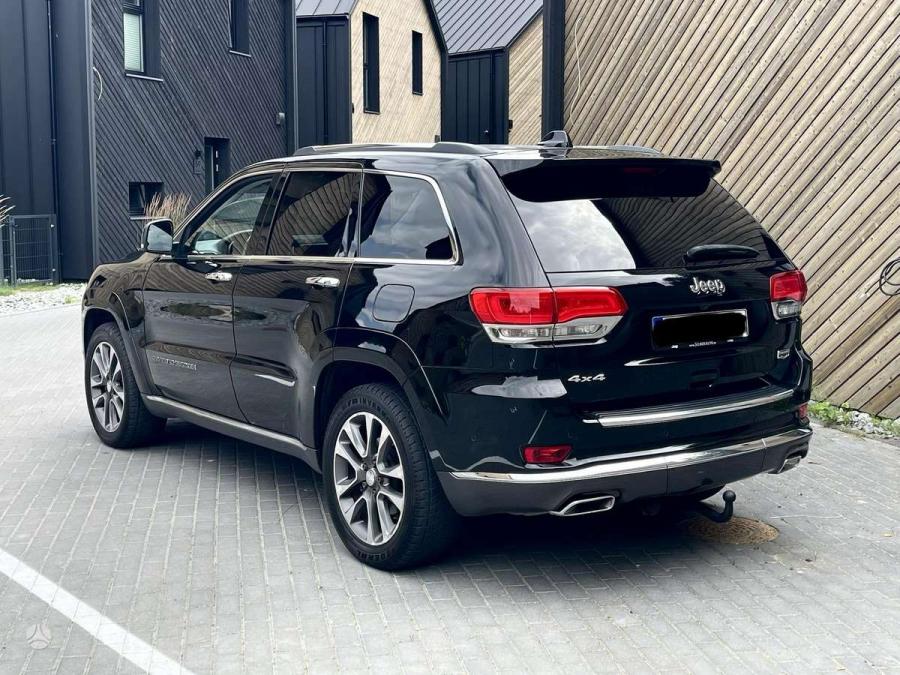 Melns Jeep Grand Cherokee 2017 Viļņa, ar dzinēja tilpumu 2.99 L un nobraukumu 209 tūkst. km par 14900 €, foto 8 vietnē AUTOMOTO.COM.LV