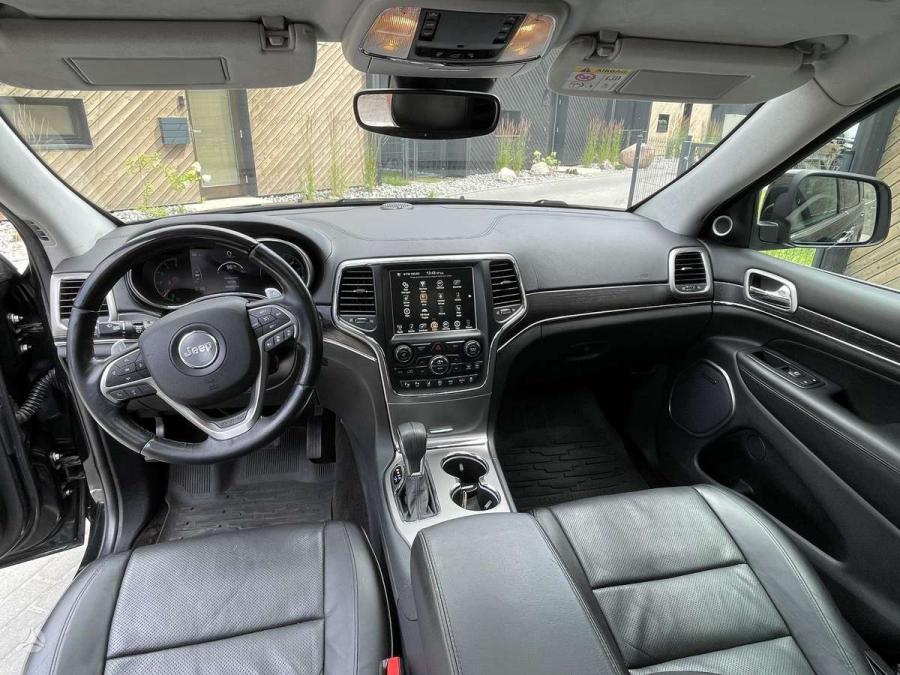 Melns Jeep Grand Cherokee 2017 Viļņa, ar dzinēja tilpumu 2.99 L un nobraukumu 209 tūkst. km par 14900 €, foto 11 vietnē AUTOMOTO.COM.LV