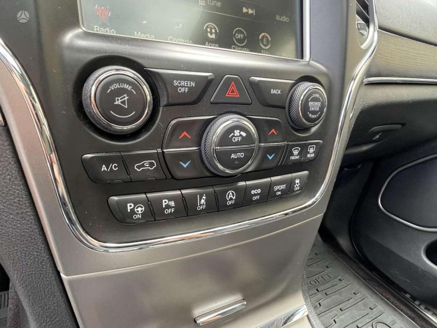 Melns Jeep Grand Cherokee 2017 Viļņa, ar dzinēja tilpumu 2.99 L un nobraukumu 209 tūkst. km par 14900 €, foto 19 vietnē AUTOMOTO.COM.LV