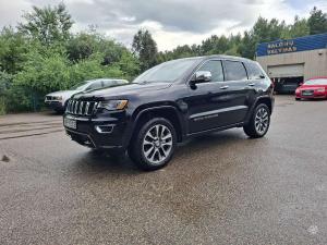 Black Jeep Grand Cherokee 2017 in Vilnius, with an engine capacity of 5.65 L and mileage of 149 thousand km for 20500 €, photo 11 on AUTOMOTO.COM.LV