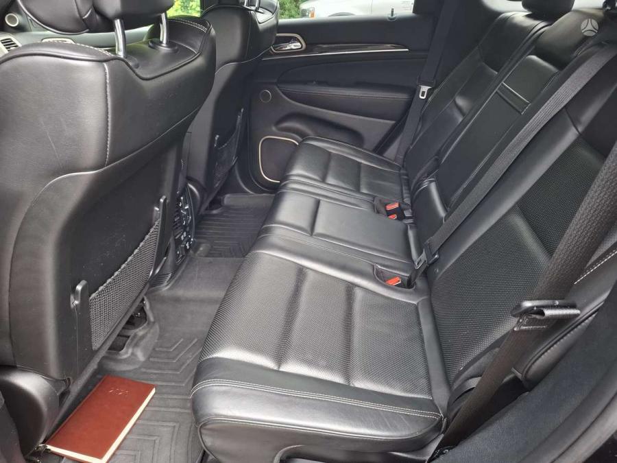 Black Jeep Grand Cherokee 2017 in Vilnius, with an engine capacity of 5.65 L and mileage of 149 thousand km for 20500 €, photo 29 on AUTOMOTO.COM.LV
