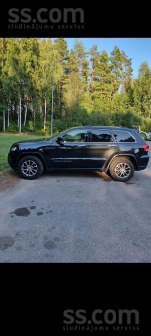 Melns Jeep Grand Cherokee 2017 Rīga, ar dzinēja tilpumu 3.00 L un nobraukumu 220 tūkst. km par 11600 €, foto  vietnē AUTOMOTO.COM.LV
