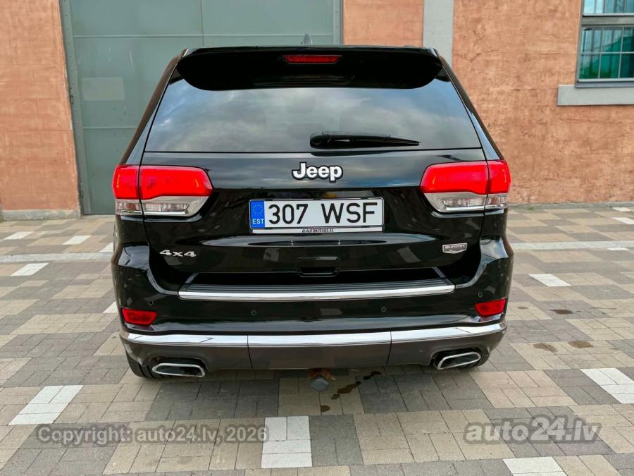 Melns Jeep Grand Cherokee 2017 Tallina, ar dzinēja tilpumu 3.00 L un nobraukumu 170 tūkst. km par 19500 €, foto 5 vietnē AUTOMOTO.COM.LV