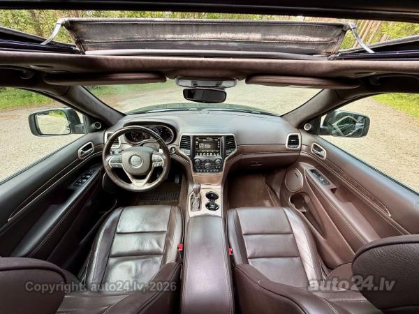 Melns Jeep Grand Cherokee 2017 Tallina, ar dzinēja tilpumu 3.00 L un nobraukumu 170 tūkst. km par 19500 €, foto 9 vietnē AUTOMOTO.COM.LV