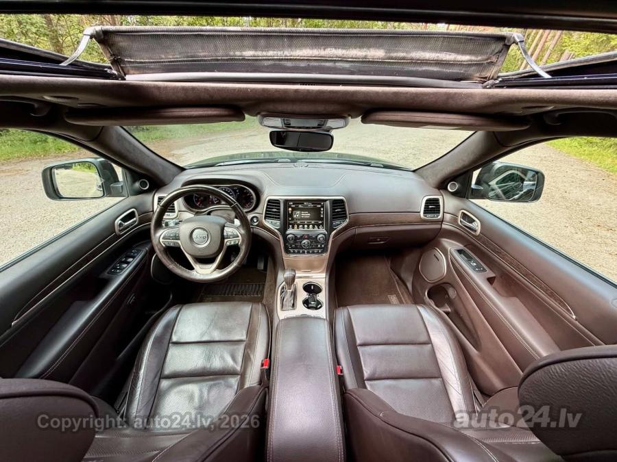 Melns Jeep Grand Cherokee 2017 Tallina, ar dzinēja tilpumu 3.00 L un nobraukumu 170 tūkst. km par 19500 €, foto 10 vietnē AUTOMOTO.COM.LV