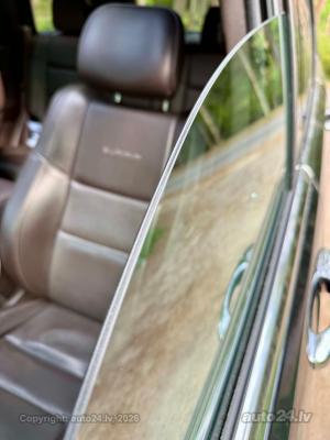 Melns Jeep Grand Cherokee 2017 Tallina, ar dzinēja tilpumu 3.00 L un nobraukumu 170 tūkst. km par 19500 €, foto 26 vietnē AUTOMOTO.COM.LV