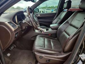Melns Jeep Grand Cherokee 2017 Kauņa, ar dzinēja tilpumu 3.60 L un nobraukumu 97 tūkst. km par 10900 €, foto 4 vietnē AUTOMOTO.COM.LV