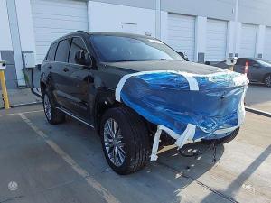 Melns Jeep Grand Cherokee 2017 Kauņa, ar dzinēja tilpumu 3.60 L un nobraukumu 97 tūkst. km par 10900 €, foto 9 vietnē AUTOMOTO.COM.LV