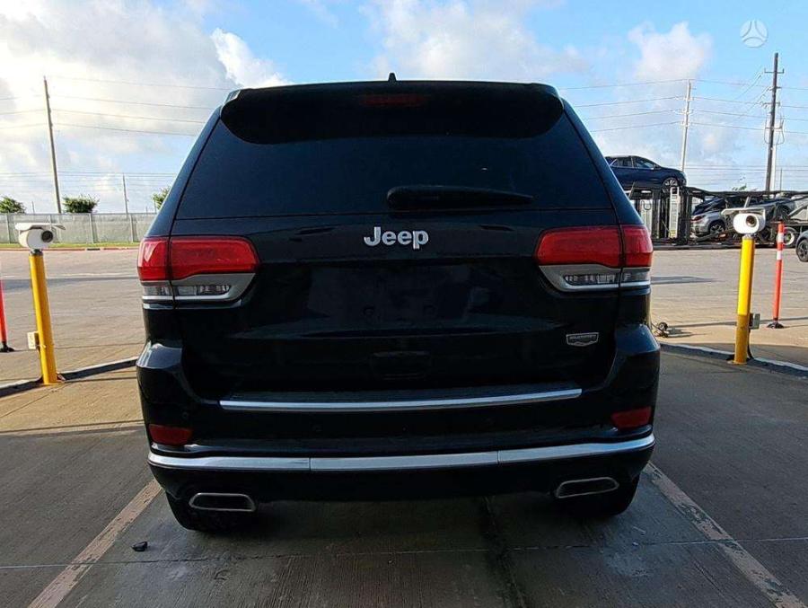 Melns Jeep Grand Cherokee 2017 Kauņa, ar dzinēja tilpumu 3.60 L un nobraukumu 97 tūkst. km par 10900 €, foto 16 vietnē AUTOMOTO.COM.LV