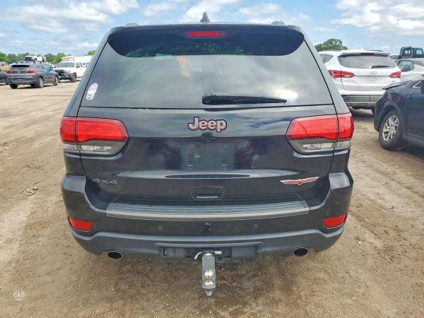 Melns Jeep Grand Cherokee 2017 Šauļi, ar dzinēja tilpumu 5.65 L un nobraukumu 210 tūkst. km par 13400 €, foto 5 vietnē AUTOMOTO.COM.LV