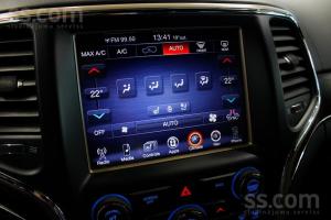 Melns Jeep Grand Cherokee 2017 Rīga, ar dzinēja tilpumu 3.00 L un nobraukumu 184 tūkst. km par 17850 €, foto 17 vietnē AUTOMOTO.COM.LV