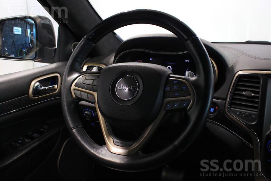Melns Jeep Grand Cherokee 2017 Rīga, ar dzinēja tilpumu 3.00 L un nobraukumu 184 tūkst. km par 17850 €, foto 28 vietnē AUTOMOTO.COM.LV